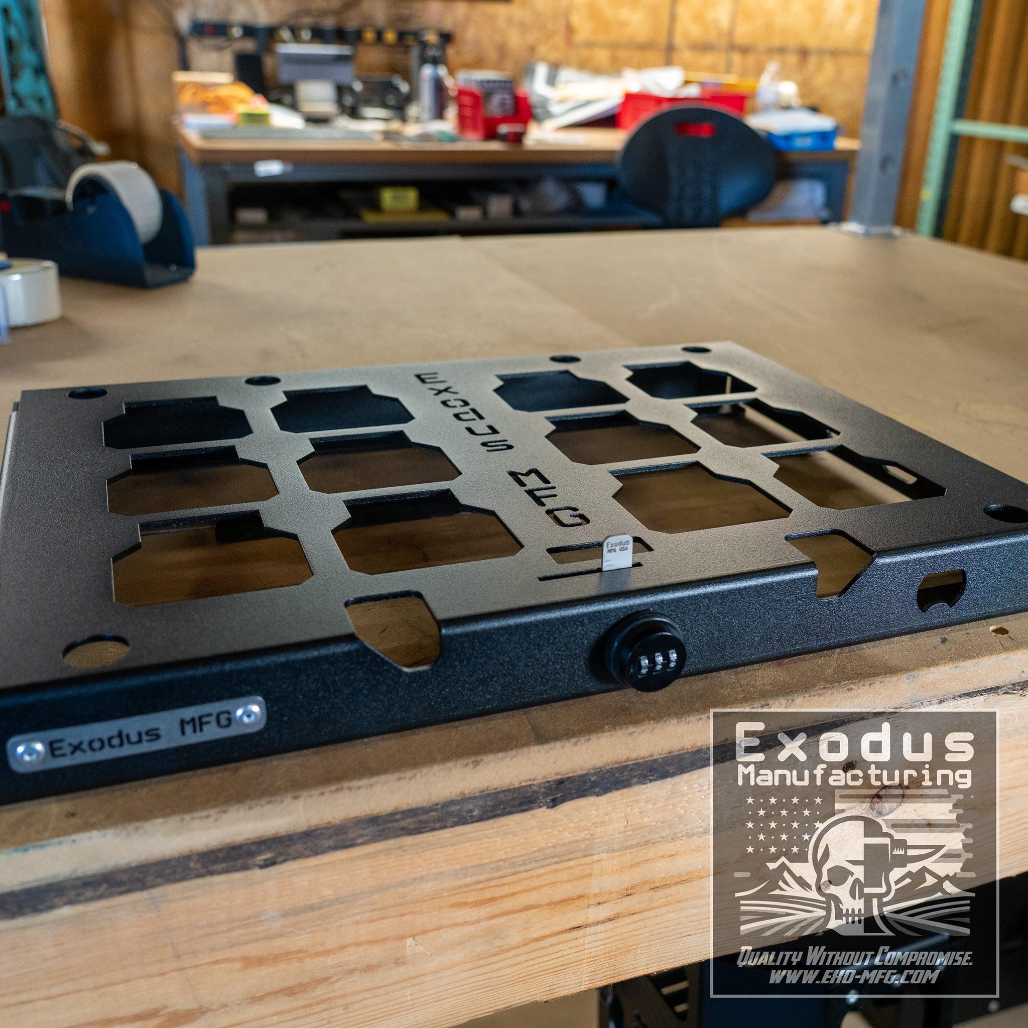 Milwaukee Packout Mounting Plate - Combination Lock – Exodus Manufacturing